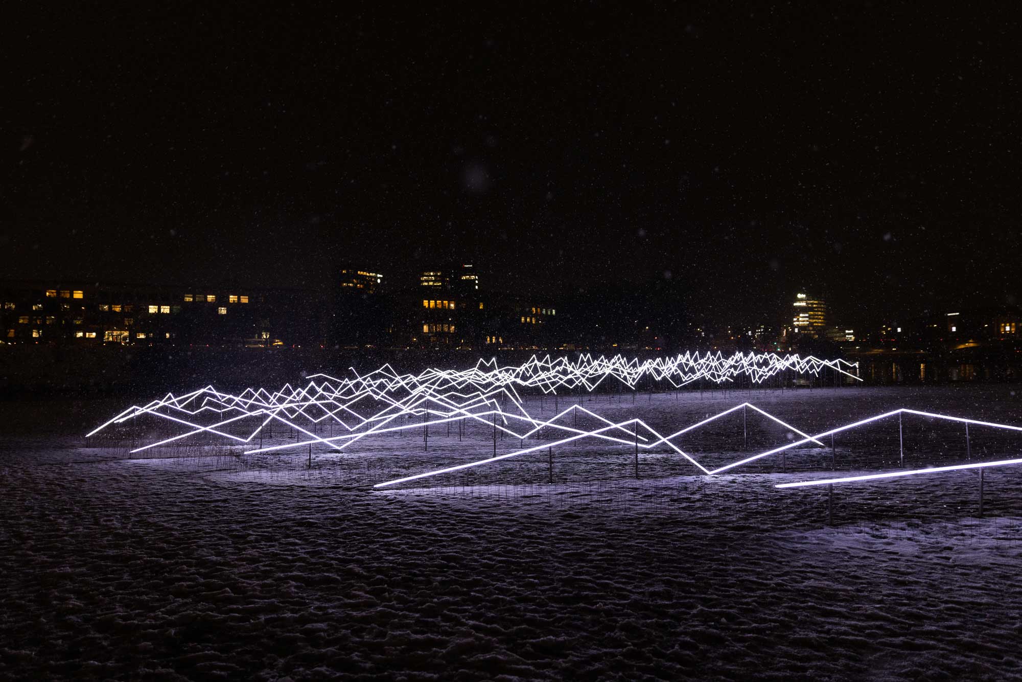 Luminous art installation 'Peaks' — Modern artist Agne Kisonaite